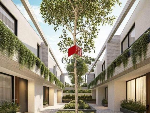 Sobrado em condomínio com 204m² 3 quartos, à venda, no bairro Bom Retiro em Curitiba