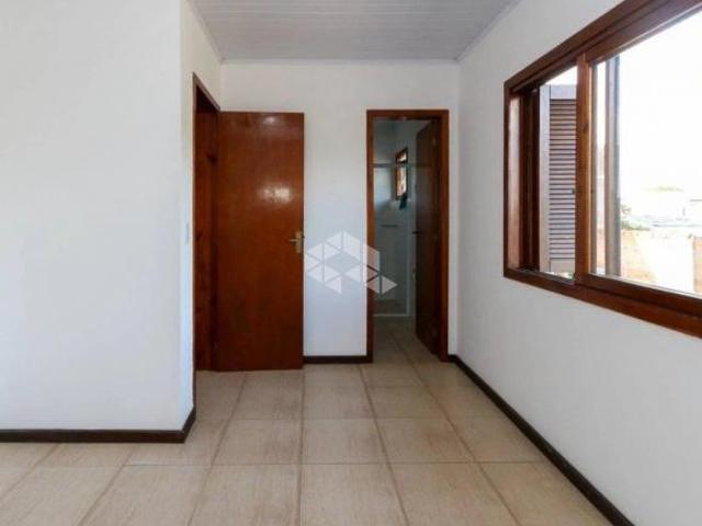 sobrado em condominio com 2 dormitorios, 01 suite e 3 banheiros em Niteroi
