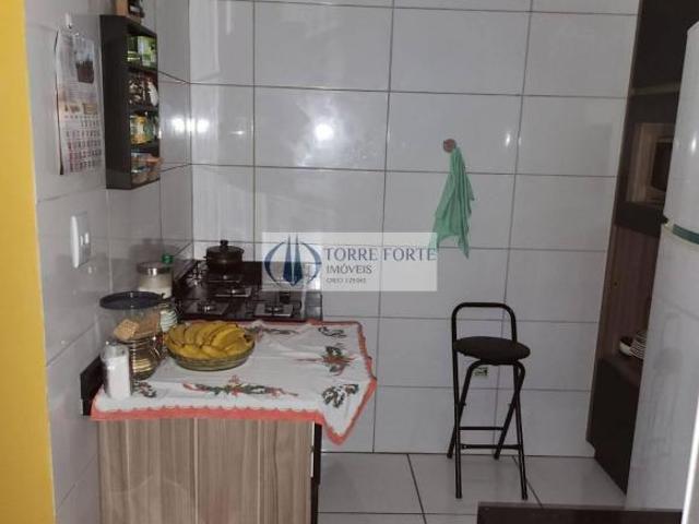 Sobrado em condominio com 2 dormitorios 1 vaga de garagem na Vila Esperança