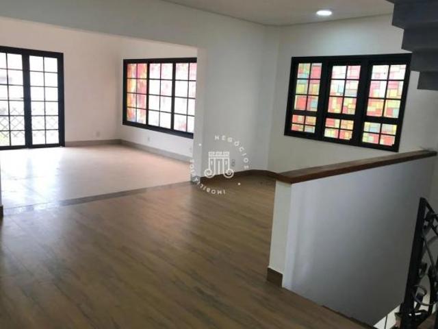 SOBRADO EM CONDOMÍNIO COM 2 SUITES À VENDA LOUVEIRA/SP