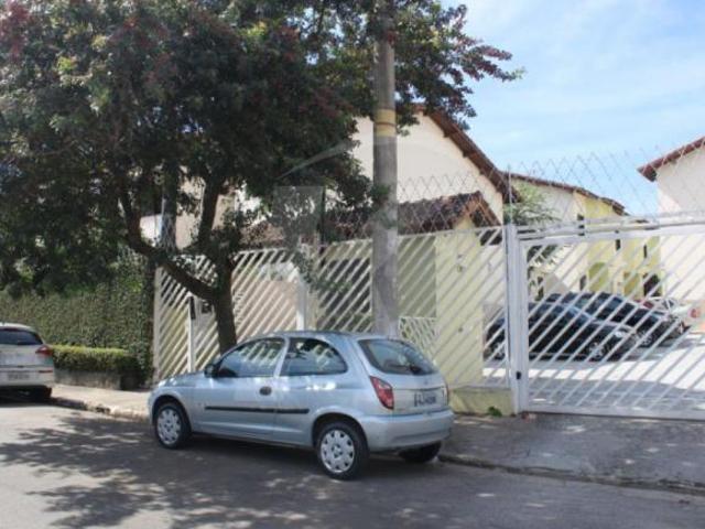 Sobrado em Condomínio com 2 Suítes e 1 vaga!