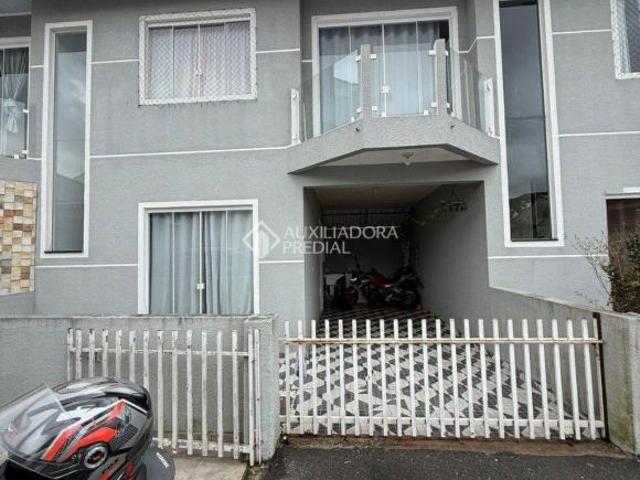 Sobrado em condominio com 2 quartos à venda em Piraquara PR