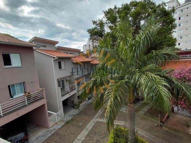 Sobrado em Condomínio com 2 quartos e 98 m² à venda em Vila São Silvestre