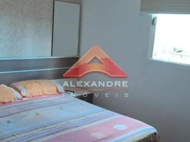 Sobrado em Condomínio com 3 dormitórios à venda, 75 m² por R$ 479.000 Parque dos Ipês São José