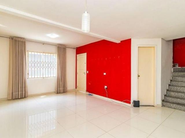 Sobrado em condomínio com 3 dormitórios à venda, 103 m² por R$ 587.900 Uberaba Curitiba/PR