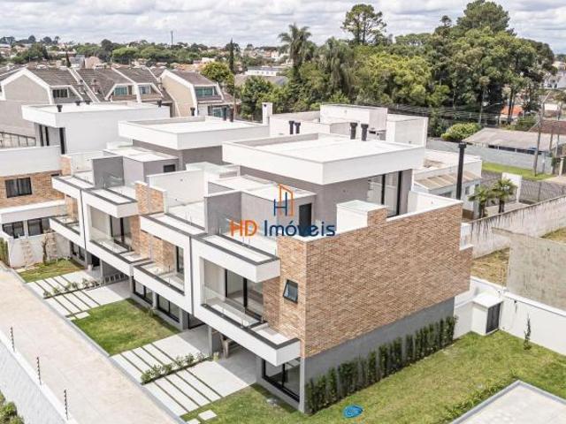 Sobrado em condomínio com 3 dormitórios à venda, 132 m² por R$ 1.169.900 Santa Felicidade Curiti