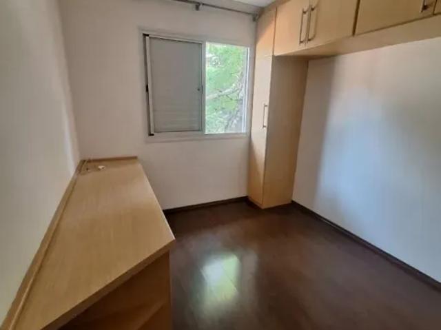 Sobrado em condominio com 3 dormitorios e quintal com churrsaqueira fl26