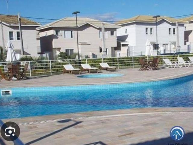 Sobrado em condomínio com 3 dormitórios no Villa Branca em Jacareí