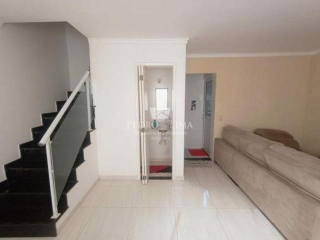 Sobrado em condomínio, com 3 quartos, 2 vagas e 100 m², na Vila Ré