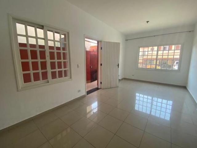 SOBRADO EM CONDOMINIO COM 3 QUARTOS 2 VAGAS E PISCINA NO BUTANTÃ. FL64
