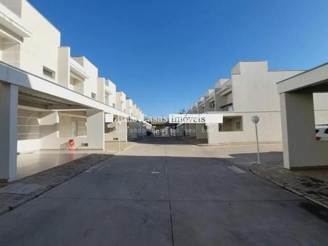 Sobrado em condomínio com 3 quartos e modulada