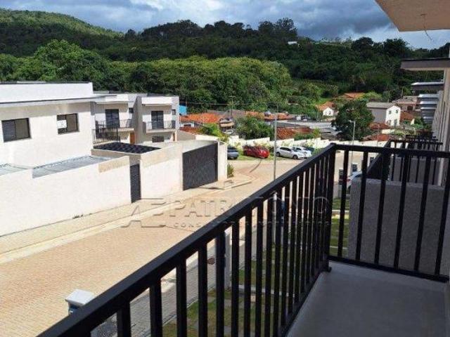 SOBRADO EM CONDOMINIO COM 3 QUARTOS SENDO 1 SUITE JARDIM FLORIDA SÃO ROQUE