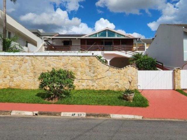 SOBRADO EM CONDOMINIO COM 4 QUARTOS SENDO 2 SUITES IBITI DO PAÇO