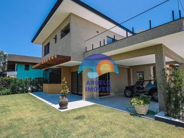 Sobrado em condominio com 5 quartos à venda, 271 m² Bougainvillee II Peruíbe/SP