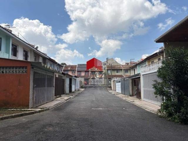 Sobrado em condomínio com 71,86m² 3 quartos, à venda, no bairro Xaxim em Curitiba
