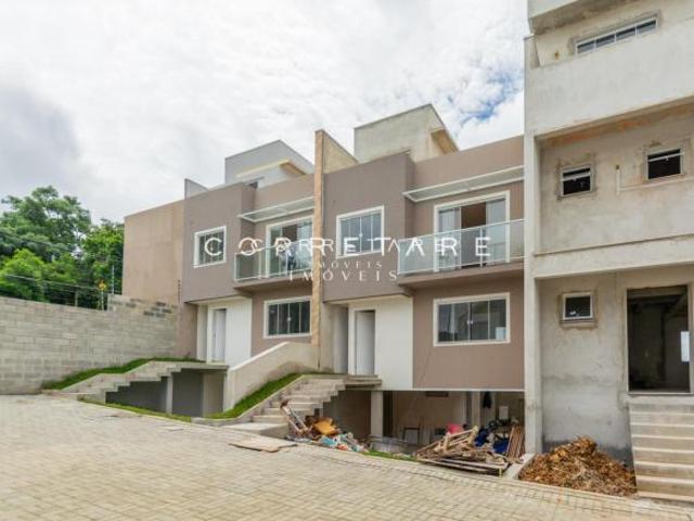 SOBRADO EM CONDOMINIO, CAMPO COMPRIDO. 3 DORMITORIOS SENDO 1 SUITE
