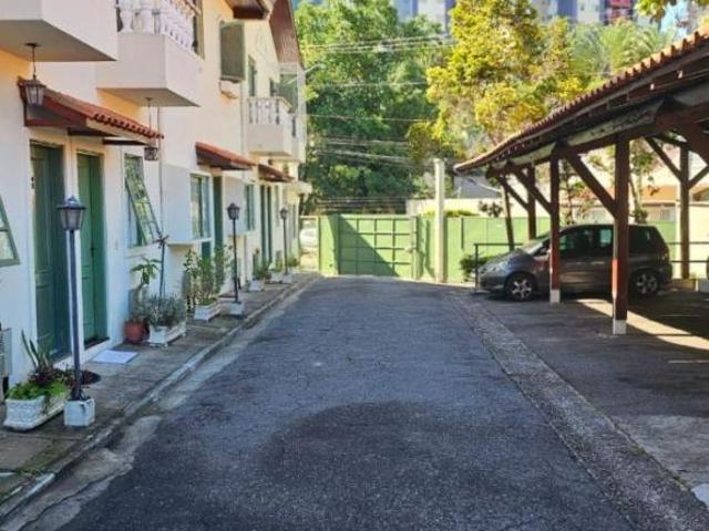 11 99937 0421 Sobrado em Condomínio Charmoso | 2 Dormitórios | 1 Vaga | Ambiente Familiar