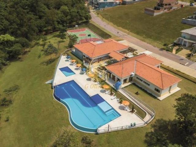 Sobrado em Condomínio à Venda, 4 Quartos, 4 Suítes, A/C 280m² A/T402m2
