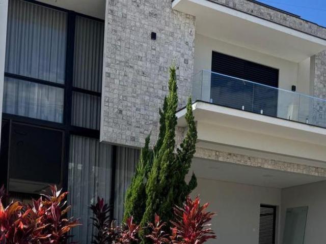 Sobrado em condomínio à Venda em Votorantim SP