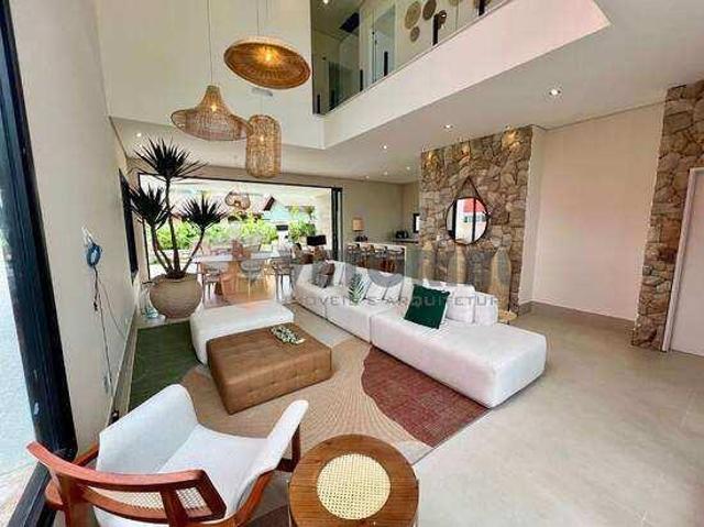 Sobrado em condomínio à venda em Caraguatatuba, Costa Nova, com 5 quartos, 340m²