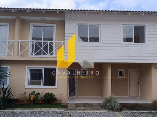 Sobrado em condomínio à venda em Guaratuba, com 3 quartos, 100m²