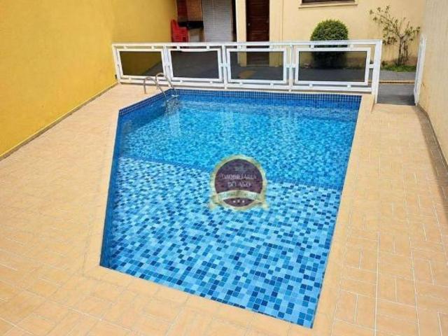 Sobrado em Condomínio à Venda em Mongaguá | 2 Quartos | 50m do Mar | Porteira Fechada | Aceita Finan