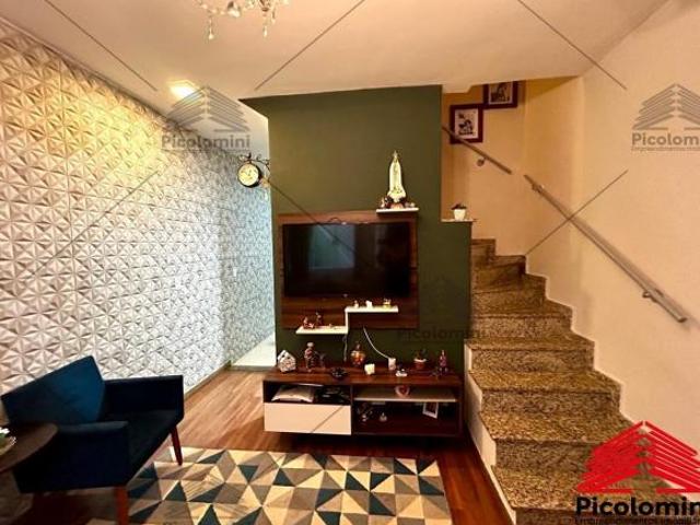 Sobrado em condomínio à venda na Vila Carrão, 2 quartos, 1 suíte, sala 2 ambientes, lavabo, armários