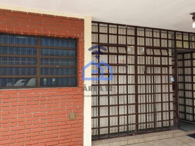 Sobrado em condomínio à venda no bairro da Martim de Sá em Caraguatatuba, SP Venha viver pertinho