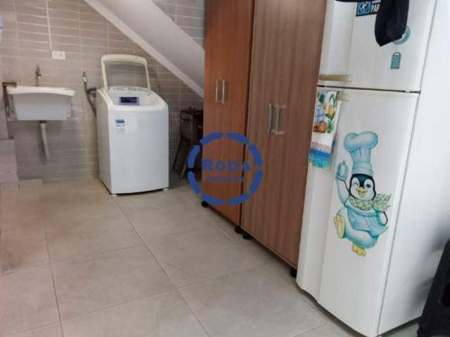Sobrado em Condomínio à Venda no Campo Grande – 2 Suítes | Garagem Fechada | Próximo à Praia
