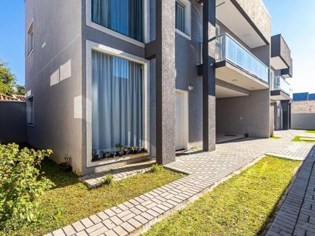 Sobrado em Condomínio à Venda no Fanny em Curitiba | 177m² | 3 Quartos com Closet | Suíte | 2 Vagas