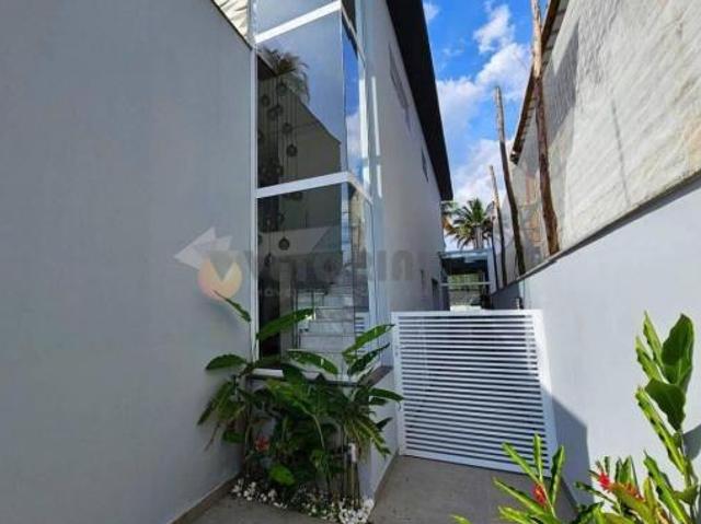 Sobrado em condomínio alto padrão em Caraguatatuba, Costa Nova, com 4 quartos, 311m²