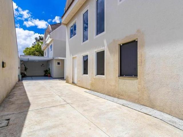 Sobrado em condominío bairro Uberaba aceita financiamento