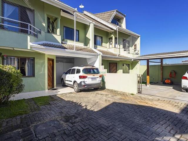 Sobrado em condominio em Santa Felicidade