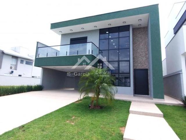 Sobrado em condomínio em Peruíbe