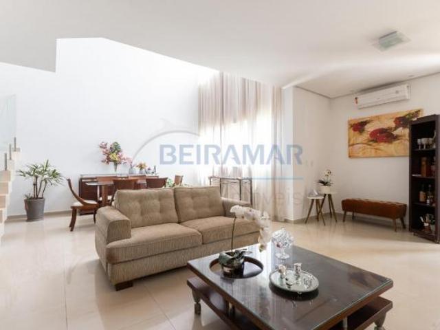 Sobrado em Condomínio Fechado – 4 Quartos 1 Suíte Master + 2 Semi – Fino Acabamento – Portal do So