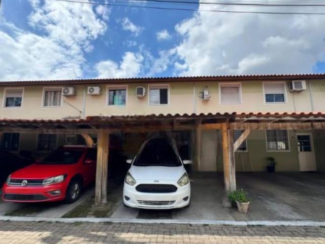 Sobrado em condomínio fechado