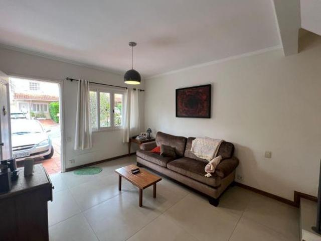 SOBRADO EM CONDOMINIO FECHADO, 2 VAGAS LAZER COMPLETO FL37