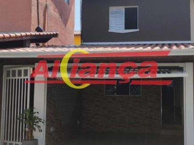 SOBRADO EM CONDOMINIO FECHADO