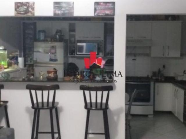 Sobrado em Condomínio Fechado, 3 dormitórios, 1 suíte, 2 vagas, Vila Carrão