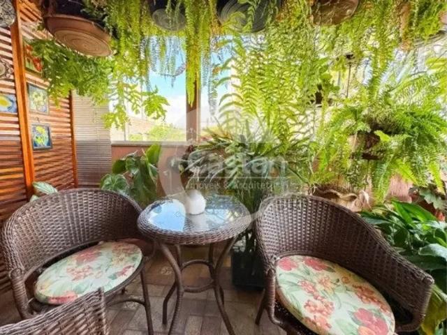 Sobrado em condominio fechado, 3dormitórios, 1 suite, 3vagas