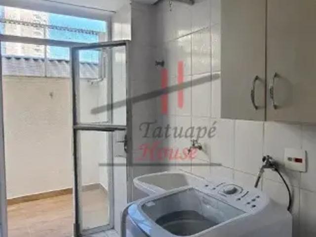 Sobrado em condominio fechado a venda!