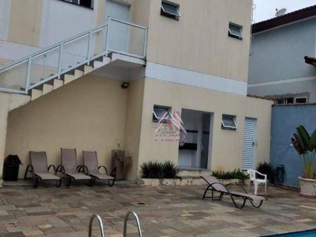 Sobrado em condomínio fechado com 3 dormitórios à venda, 105 m² por R$ 645.000 Taboão São Bernar