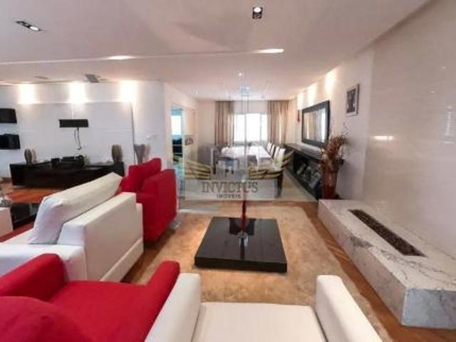 Sobrado em Condomínio Fechado com 3 Quartos para Comprar, 474m² Vila Gilda, Santo André/SP