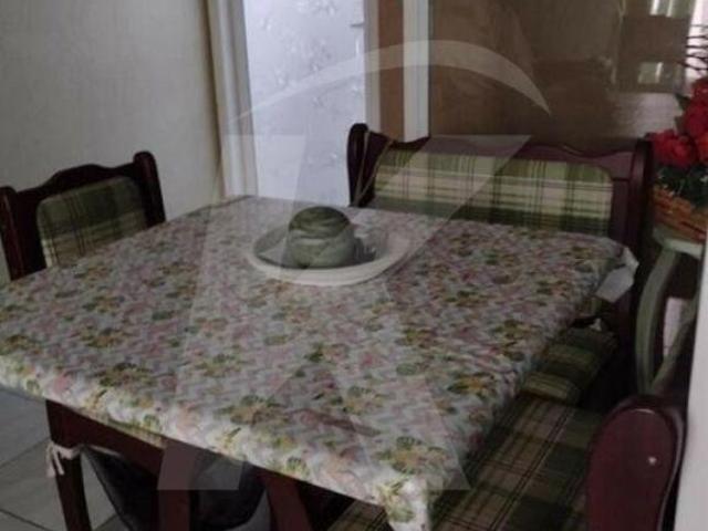 Sobrado em Condomínio Fechado com 2 Dormitórios, 2 Vagas e Segurança