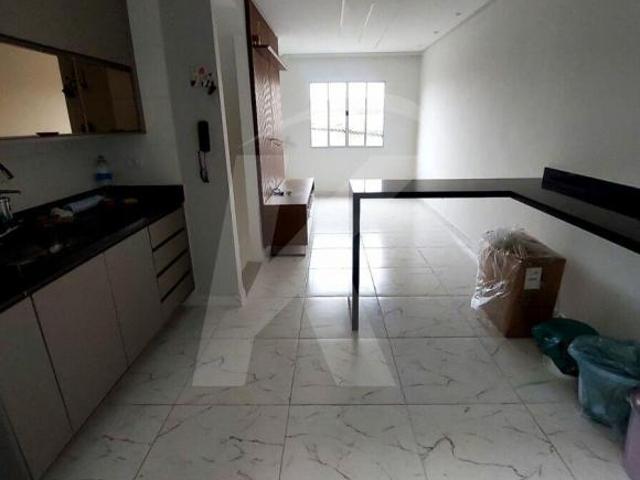 Sobrado em condomínio fechado, com 2 dormitórios, confira !