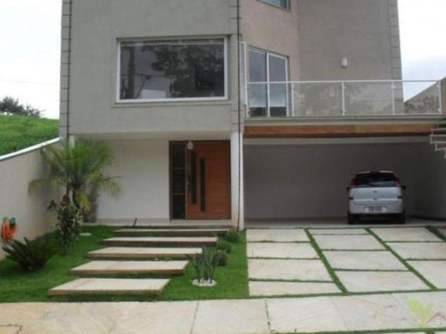 Sobrado em condomínio fechado com 318m² para venda em Mogi Moderno Mogi das Cruzes/SP