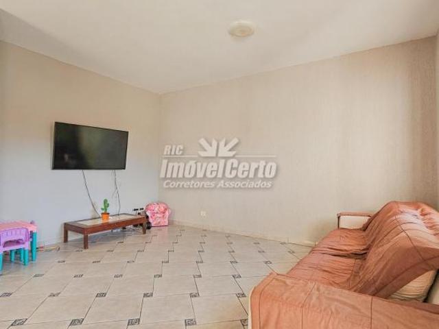 Sobrado em condomínio fechado de 222 m² com 3 quar