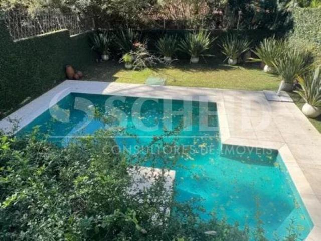 Sobrado em Condomínio Fechado no Morumbi 420m², 3 quartos, 3 suítes, closed, 3 vagas, piscina