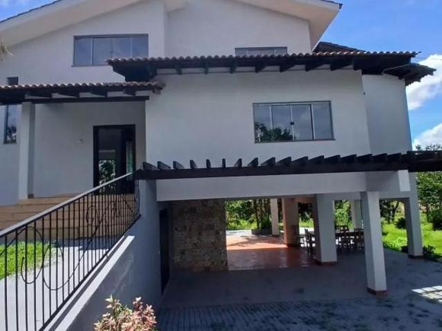 Sobrado em condomínio fechado para venda, 4 quarto s, Condomínio Flor Do Cerrado, Cuiabá