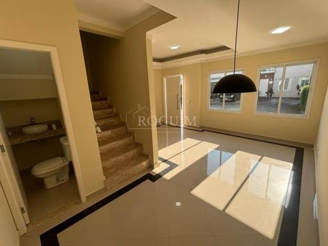 Sobrado em condominio Jardim Santa Maria, Jacareí SP